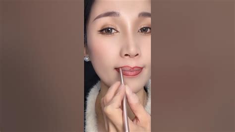 Lipstick Tutorial Beauty Tips Makeuptutorial Beauty Makuptips