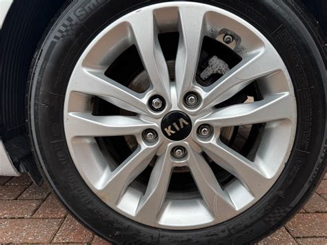 Sold 2016 Kia Ceed 16 Crdi 2 Hatchback 5dr Diesel Dct Euro 6 Ss