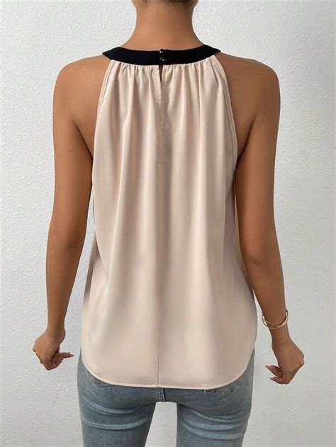 SHEIN Privé Contrast Trim Keyhole Neckline Blouse SHEIN UK