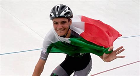 Manlio Moro Superstar E Prata Si Gode Il Suo Baby Campione Su Due Ruote