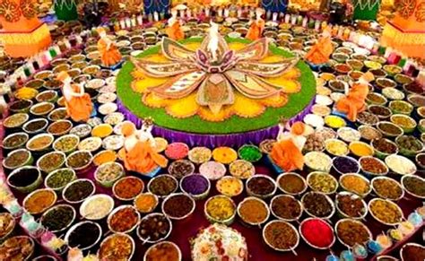 చప్పన్‌ భోగ్‌ థాలీ అంటే ఏం ఉంటాయంటే Lord Krishnas 56 Chappan Bhog Thali And What All Does