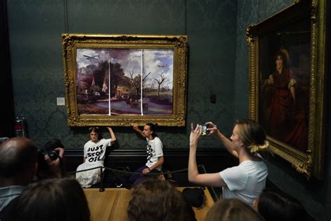 Continúan Ataques A Obras De Arte Activistas Buscan Llamar La Atención Sobre El Calentamiento