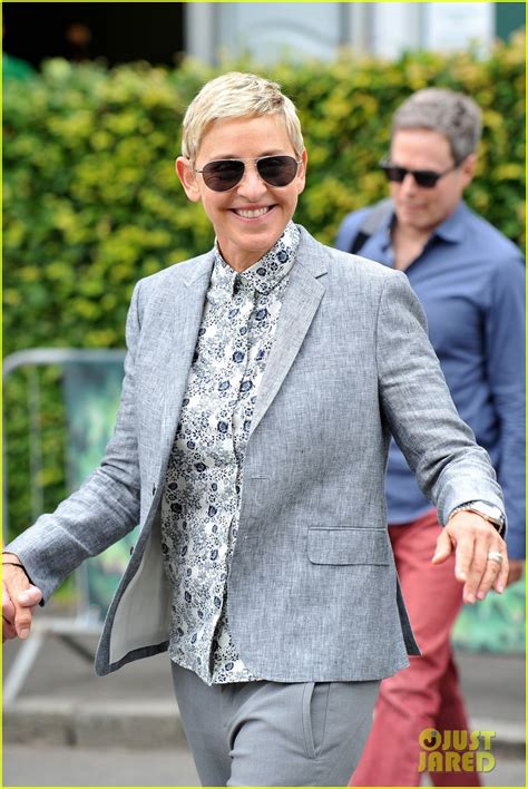 Ellen Degeneres And Portia De Rossi Scream For Serena Williams At
