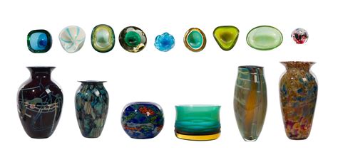 Art Glass Assortment For Sale At Auction On 15th October Bidsquare