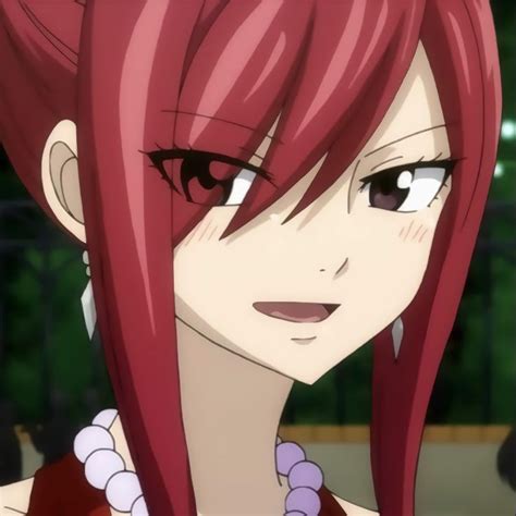 Erza Scarlet Dessin Paysage Noir Et Blanc Illustrations Animées