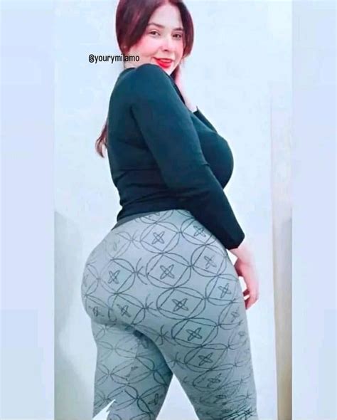 انضم بنات ملبن Facebook