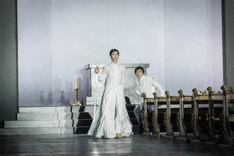 Die Jungfrau Von Orléans Deutsche Oper Am Rhein