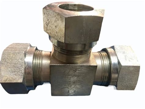 Ms Hydraulic Tee Fitting At Best Price In Machche Id 2852823954997