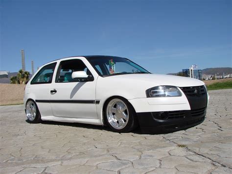 Volkswagen Pointer 2008 Modificado Con Estilo Europeo