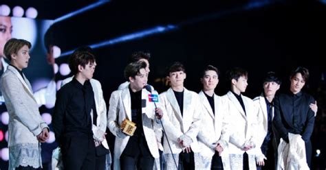 엑소 중독 으르렁 뮤비 각각 1억뷰 돌파