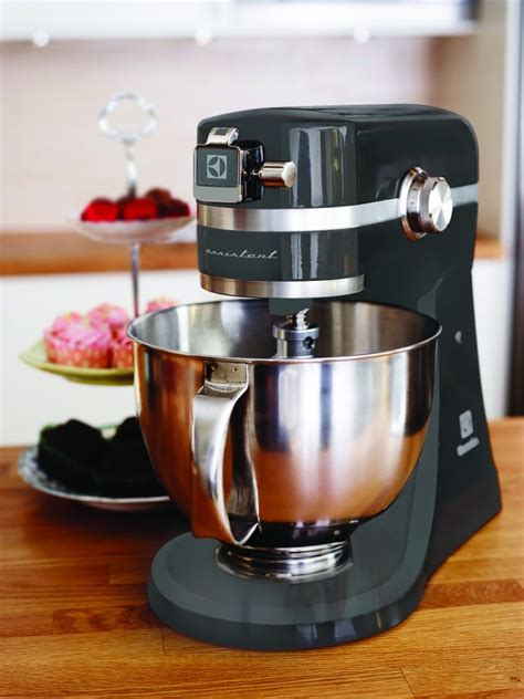 Electrolux Assistent Lights The Way To Culinary Success The Interiors