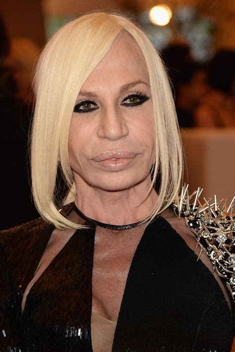 Donatella Versace Der Beauty Wandel der Modeschöpferin GALA de