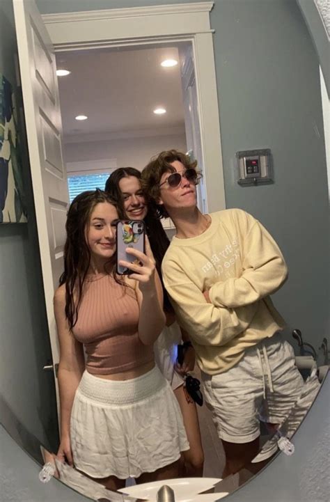 Love Her Too And Cute Skirt R Randomsexiness