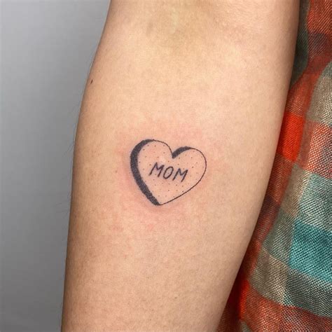 25 Of The Best Memorial Tattoos For Mom Ideas With Deep Meaning Yencomgh