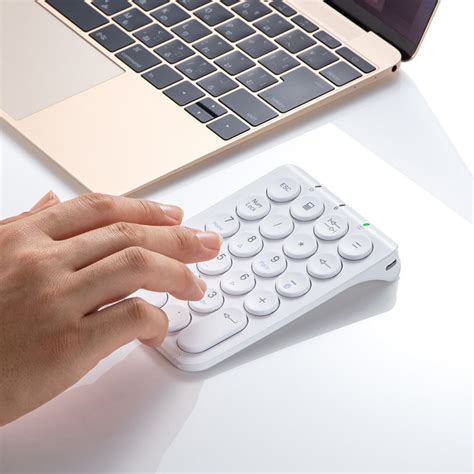 Sanwa可充电蓝牙数字键盘外接无线键盘财务会计小键盘即插即用 虎窝淘