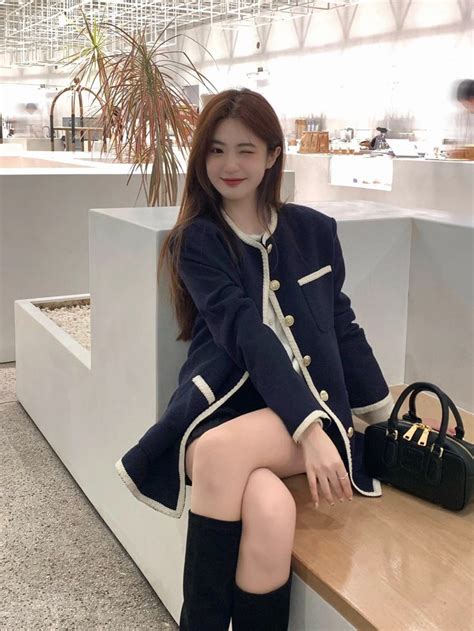 Ghim Của Robert Robert Trên Selebritas Trong 2024 Con Gái Thời Trang
