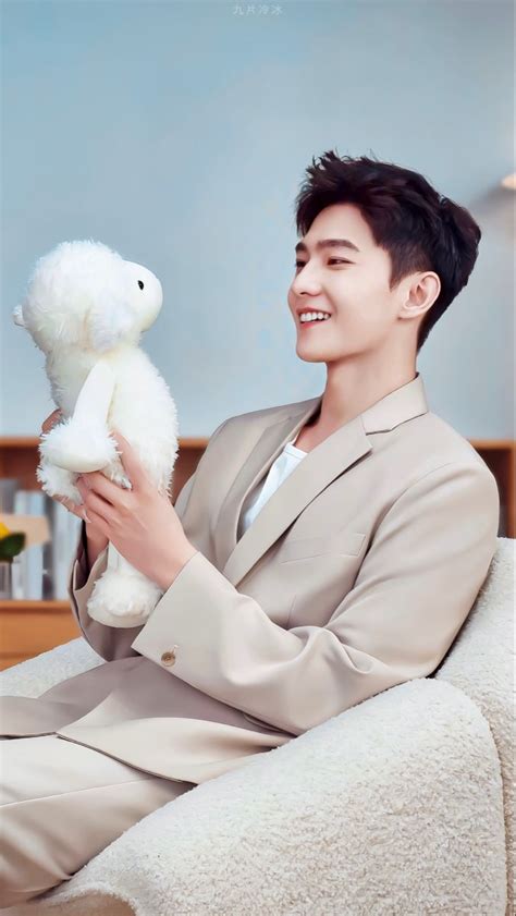 Pin By Christina Bagnall On Cdrama Yang Yang Yang Yang Actor Yang