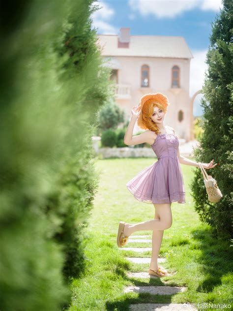 Cosplay 她们说我今天很像公主 庄园主题太爱啦鱼子酱不能睡懒觉 米卡插画mikagogo