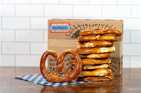 The Signature Pretzel Box 10 Pretzels