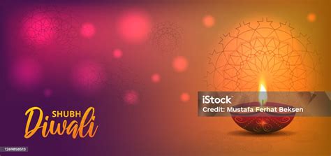 디왈리 페스티벌 축하 행사를 위해 보라색 배경에 사실적인 오일 램프가 있는 웹 사이트 헤더 또는 배너 디자인 0명에 대한 스톡 벡터 아트 및 기타 이미지 Istock