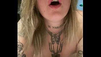 Me Da Fuerte Por La Conchita Hasta Mojarme Toda Y Acaba En Mi Cola XVIDEOS