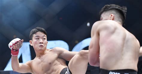 Arc 이정현 무시무시한 킥 날리는 고등래퍼 포토엔hd