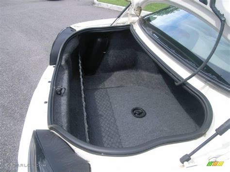 2003 Ivory White Pontiac Grand Prix GTP Sedan 17198179 Photo 9
