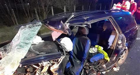 Accident grav pe DN Cluj Napoca Oradea O femeie a murit pe loc două persoane au ajuns la