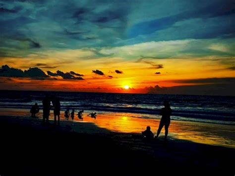 Berita Terkait Dengan Tiket Masuk Pantai Sambolo Indozone Id