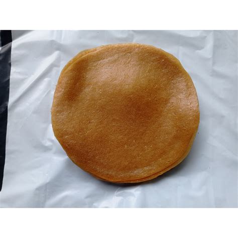 ข้าวเกรียบว่าว ข้าวควบ ข้าวเกรียบโป่ง ขนมไทยโบราณเป็นแผ่นดิบ สามารถทาบดิบหรือนำไปปิ้ง ทอด อบ