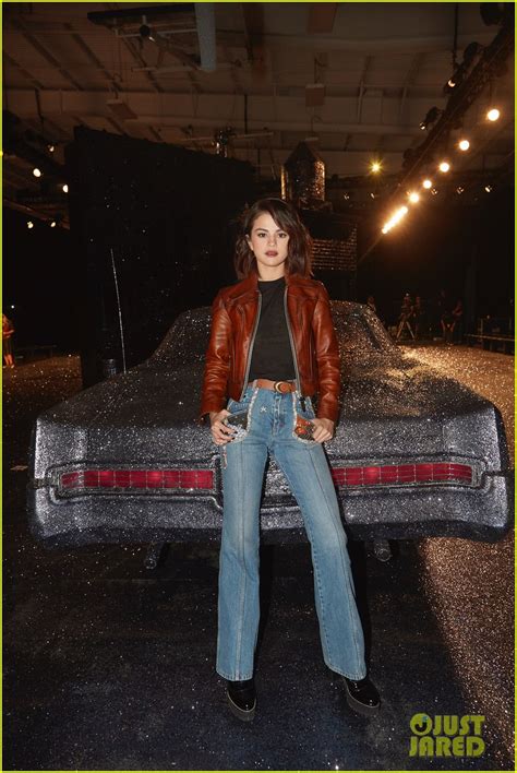 Selena Gomez Goes Casual In Leather Jacket Jeans At Coach S NYFW Show Photo Selena