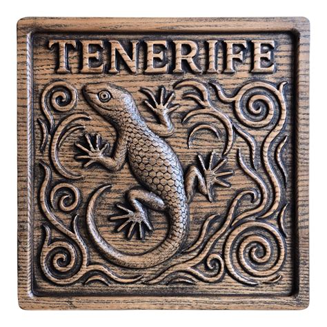 Patnf 024 Tenerife · Lagarto Tallado En Madera