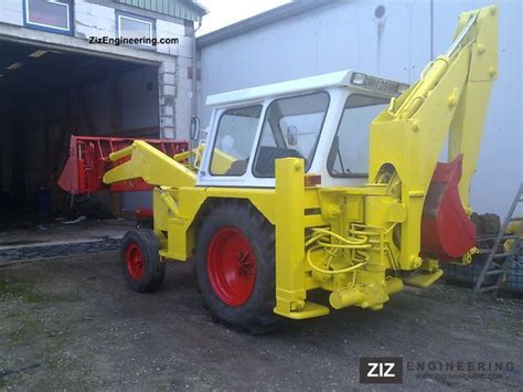 Jcb 3c Ii 1974 Caterpillar Digger Construction Equipment Photo And Specs