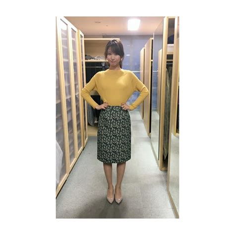 海老原 優香 フジテレビアナウンサーさんはinstagramを利用しています「本日の衣装💓 黄色ニットに、花柄スカートが可愛かった～😌