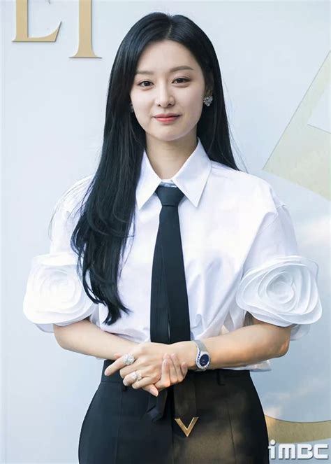Marie Andinie Adlı Kullanıcının Kim Ji Won Panosundaki Pin