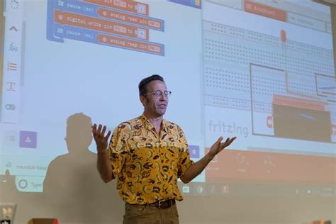microcontrollers for educators implementing computer science in the