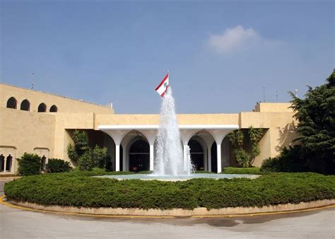 ليبانون اون ماذا لو لم يترك القصر الجمهوري في 31 تشرين الاول القادم؟