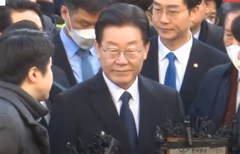 [속보]이재명 검찰 출석…성남fc 의혹 피의자 신분 노컷뉴스