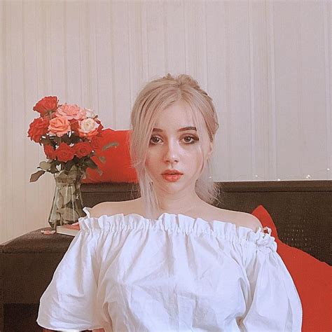 Sonya on Instagram Сняла для вас видео LikeTime Подписаться на