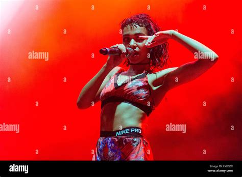 Chicago Illinois Usa 2nd Aug 2015 Singer Fka Twigs Performs Live