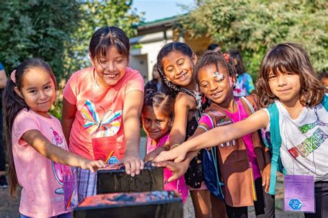 Spe Inspiring Plastics Professionals On Linkedin Spe Girl Scout Sustainable Packaging Patch