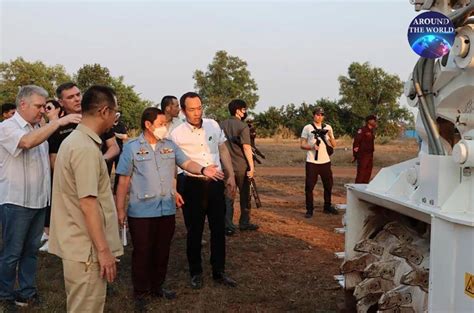 กมพชาโผลเวทโลก ฮนเซนชวย เซเลนสก เรมตนฝกผเชยวยเครน 15