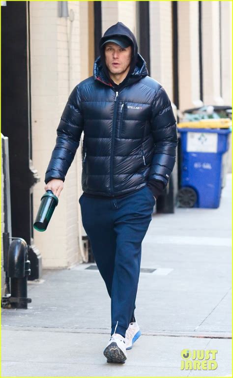 Sam Heughan Weighs In On James Bond Casting Rumors Photo 5117186 Photos Just Jared