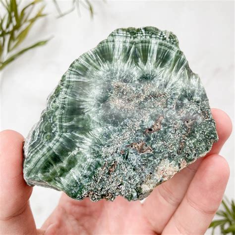 Серафинит (клинохлор)