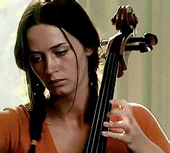 Emily Blunt Fc S Get The Best  On Giphy