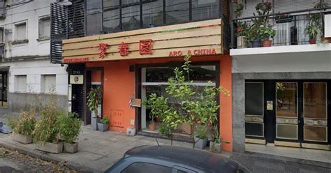 Recoleta Una Pelea Por Un Juego De Cartas En Un Restaurante Chino