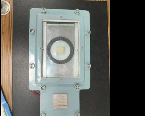 Aluminium White Flameproof Bulkhead Lighting Fixture Mounting Type Surface E40 At Rs 4500 In