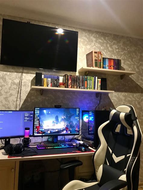 Геймерское место в 2024 г | Дизайн игровой комнаты, Комната геймера ...
