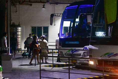 Biyahero Matumal Sa Ilang Bus Stations Bago Ang New Year Abs Cbn News