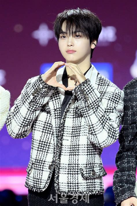 크래비티 형준 어때 연하남 [se★포토] 서울경제